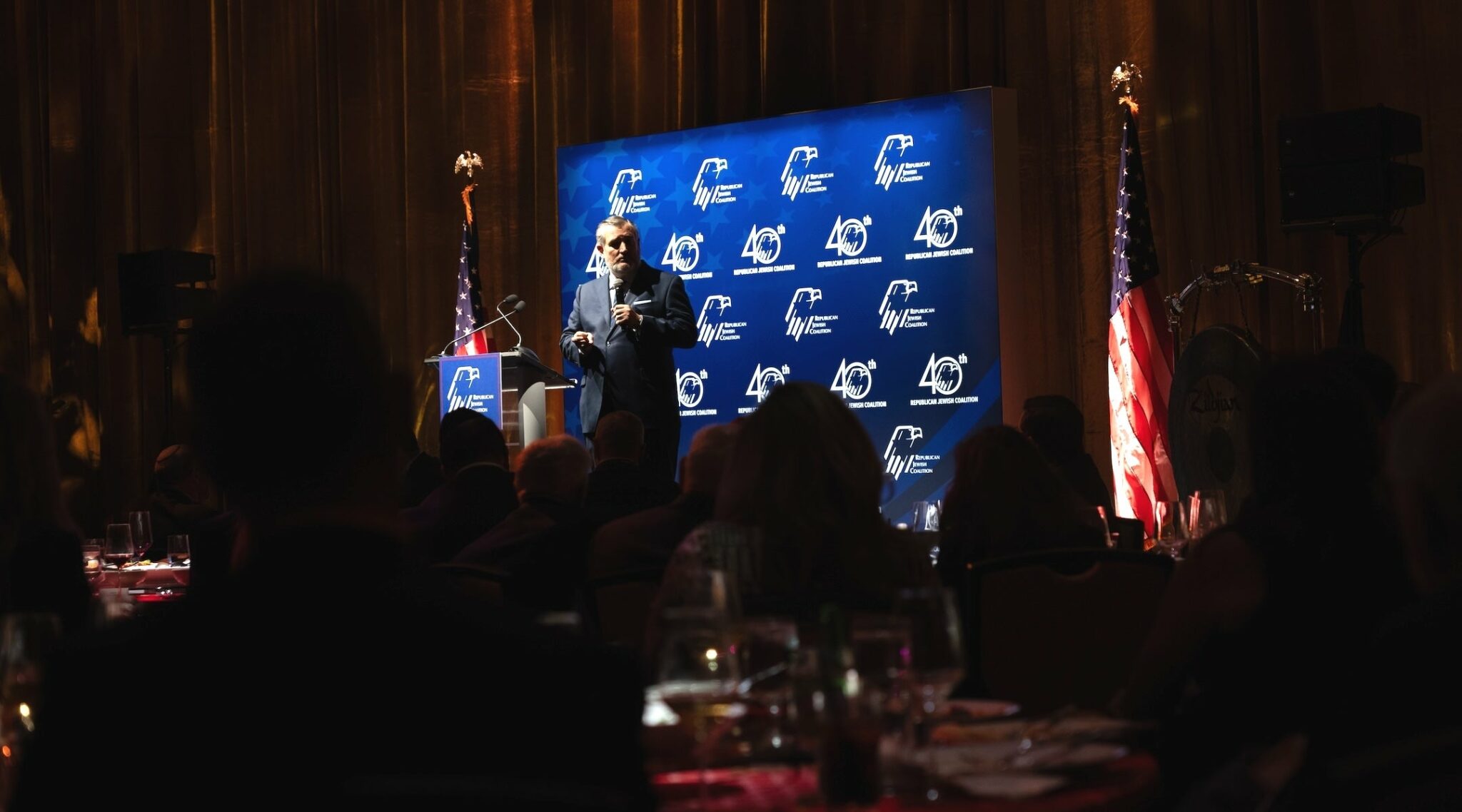 Ted Cruz to Jewish Republicans: Antisemitism is ‘an existential crisis ...